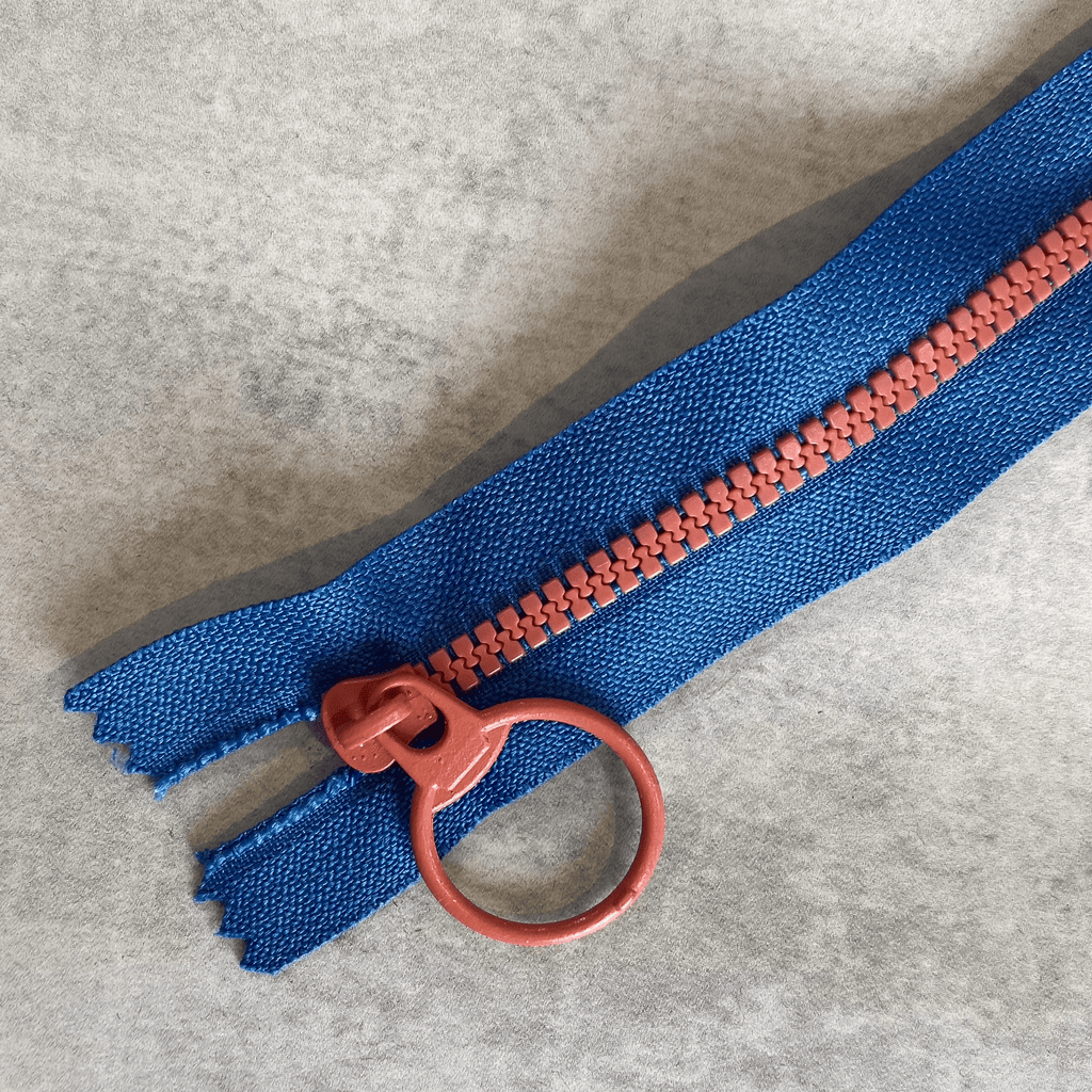 Circle Pull Zipper - 14"